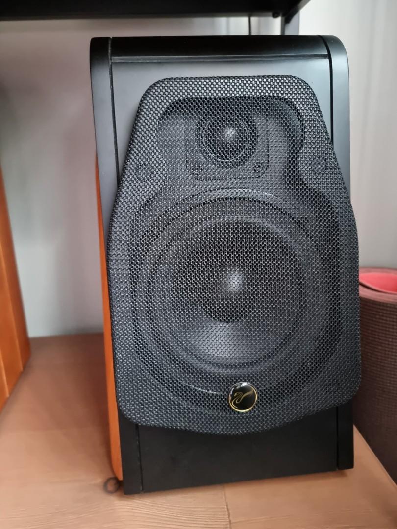 Hivi Swans M200 MKiii, Audio, Soundbars, Speakers & Amplifiers on Carousell