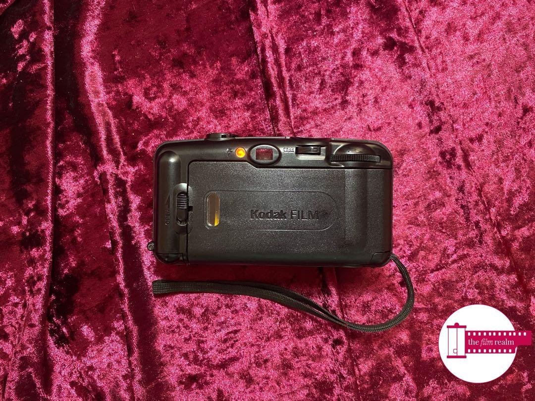 KODAK KB 10 FILM CAMERA, Photography, Cameras on Carousell