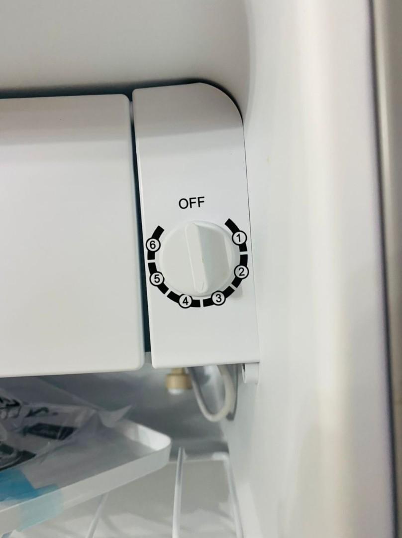 The Perfect Chill: What Temperature Should a Mini Fridge Be? – The ...