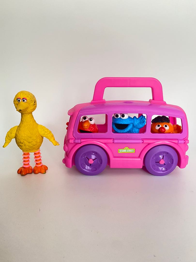 Sesame street bus toy, Hobbies & Toys, Toys & Games on Carousell