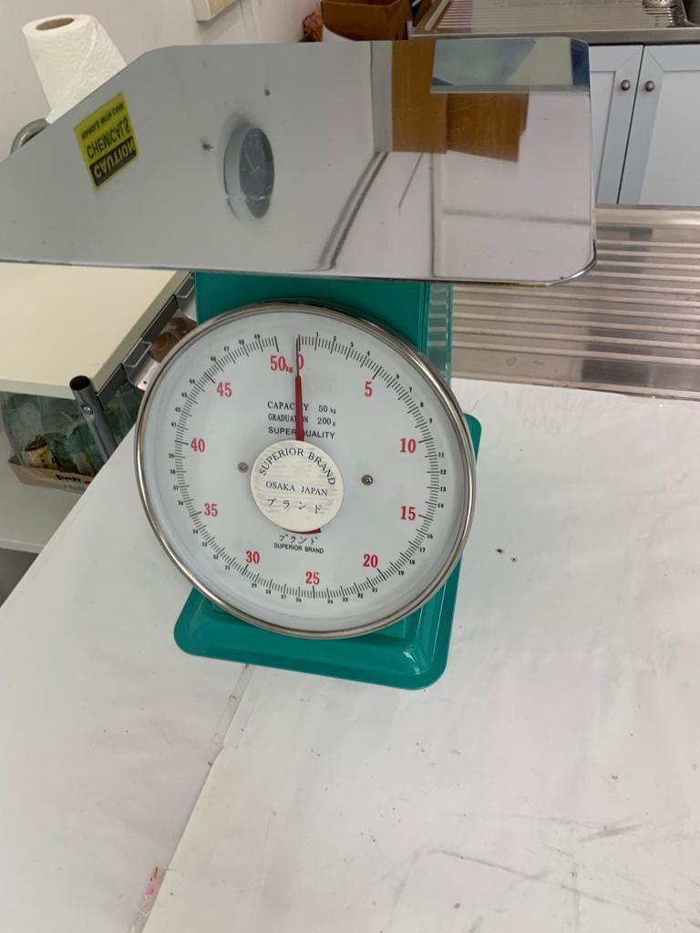 Superior brand Osaka Japan weighing machine, Health & Nutrition, Health ...