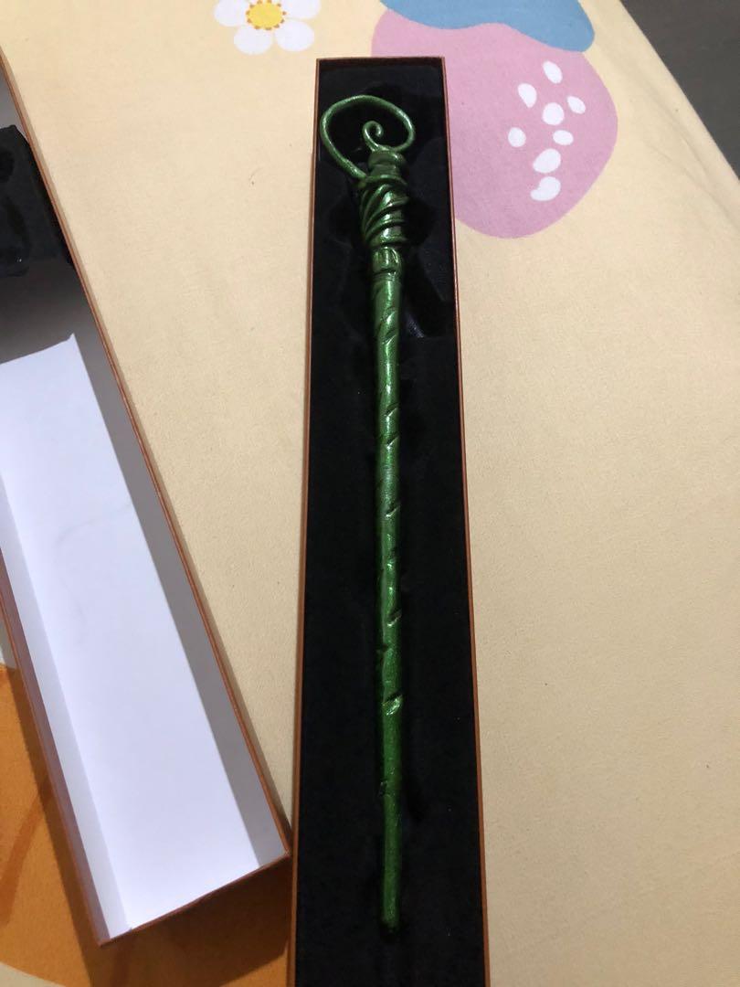 Universal Studios Japan Harry Potter Wands (Voldemort & Fleur), Hobbies ...