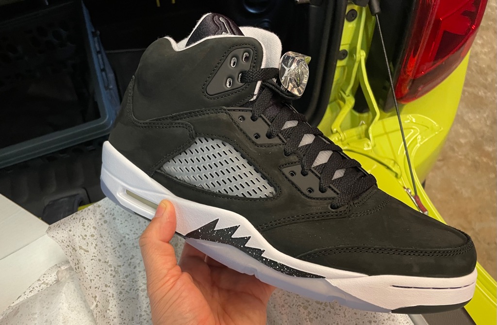 Air Jordan 5 moonlight (2021) , oreo, Men's Fashion, Footwear, Sneakers ...
