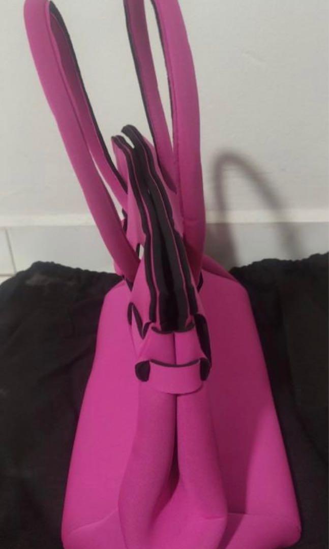Amway Shoulder Bag, Women's Fashion, Bags & Wallets, Shoulder Bags on ...