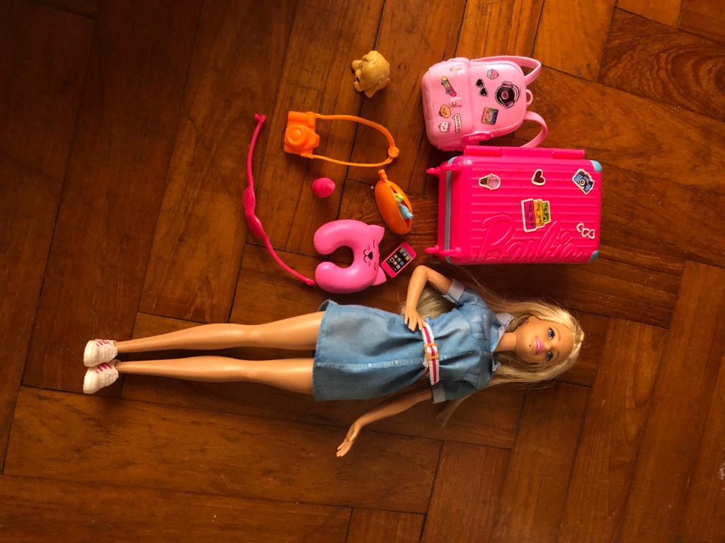 barbie travel set, Hobbies & Toys, Toys & Games on Carousell