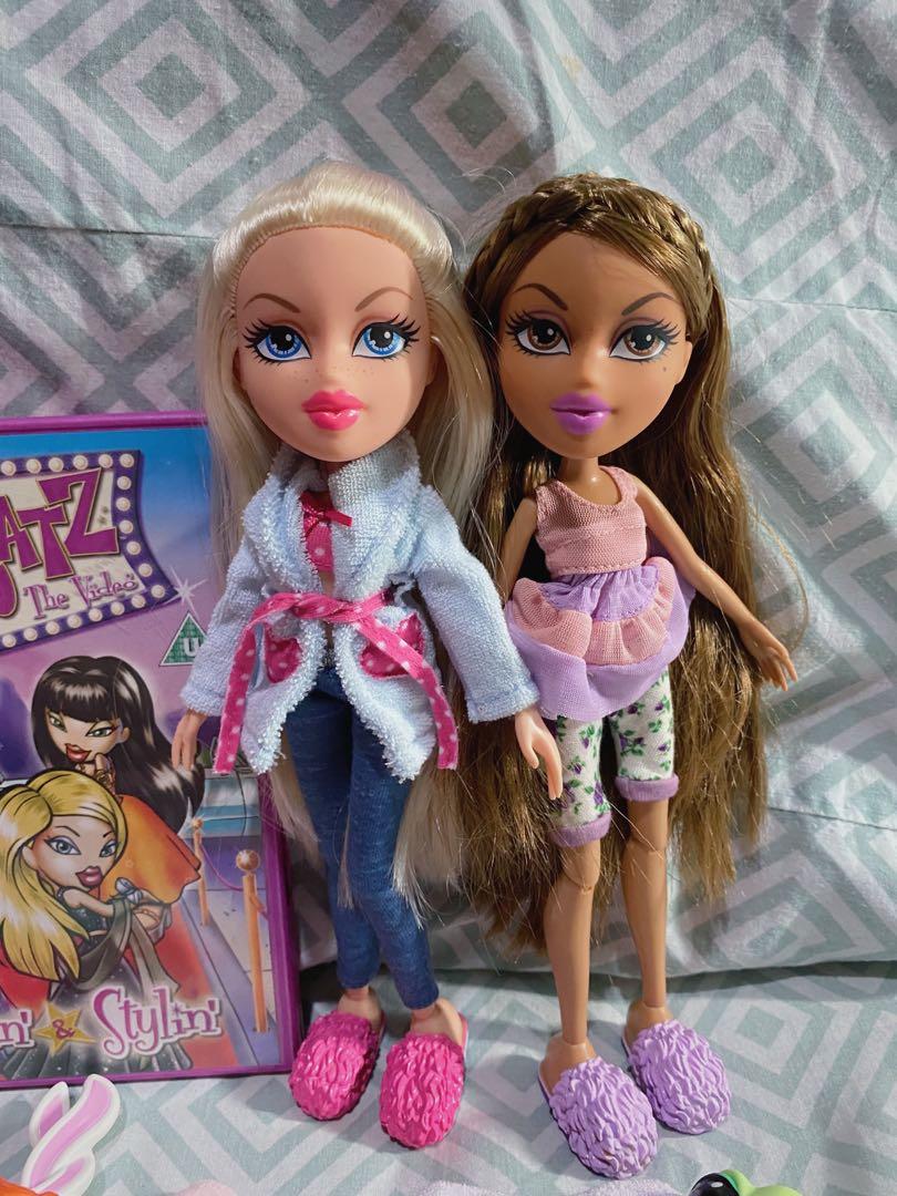 Bratz Dolls Sleepover Party Cloe Yasmin Jade And Sasha With Accessories And Dvd Bundle