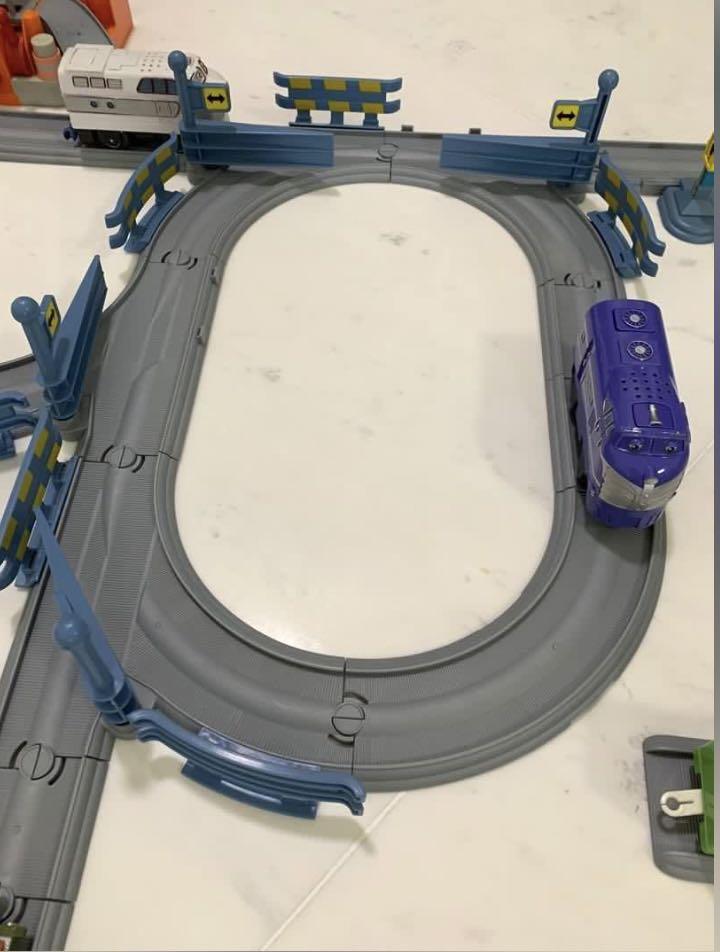 Chuggington train set with tracks, Hobbies & Toys, Toys & Games on ...