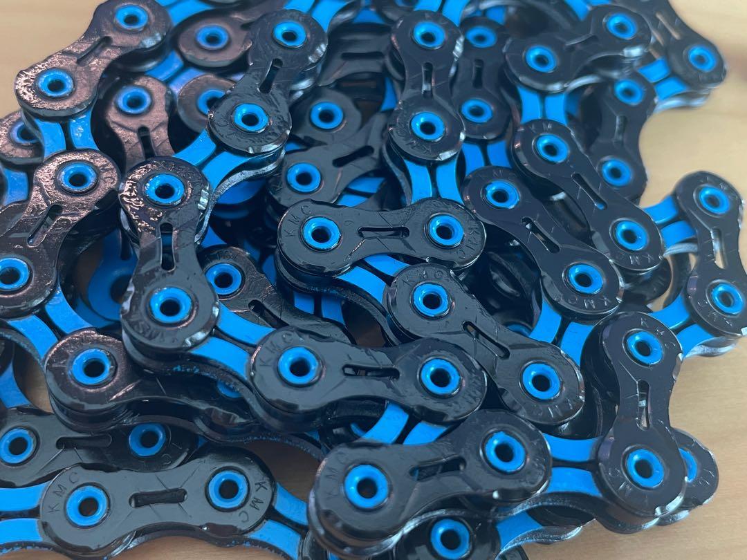KMC DLC 11 Speed Chain Black & Blue NO BOX, Sports Equipment, Bicycles ...