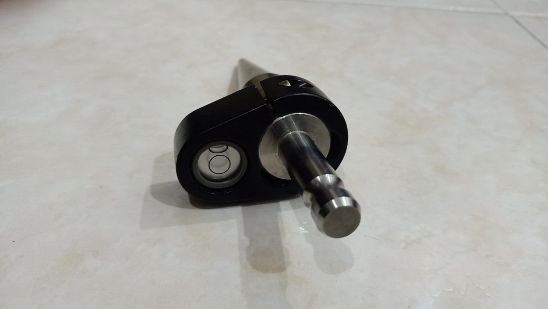 LEICA GLS14 MINI REFLECTOR PRISM POLE/CIRCULAR BUBBLE, TV & Home ...