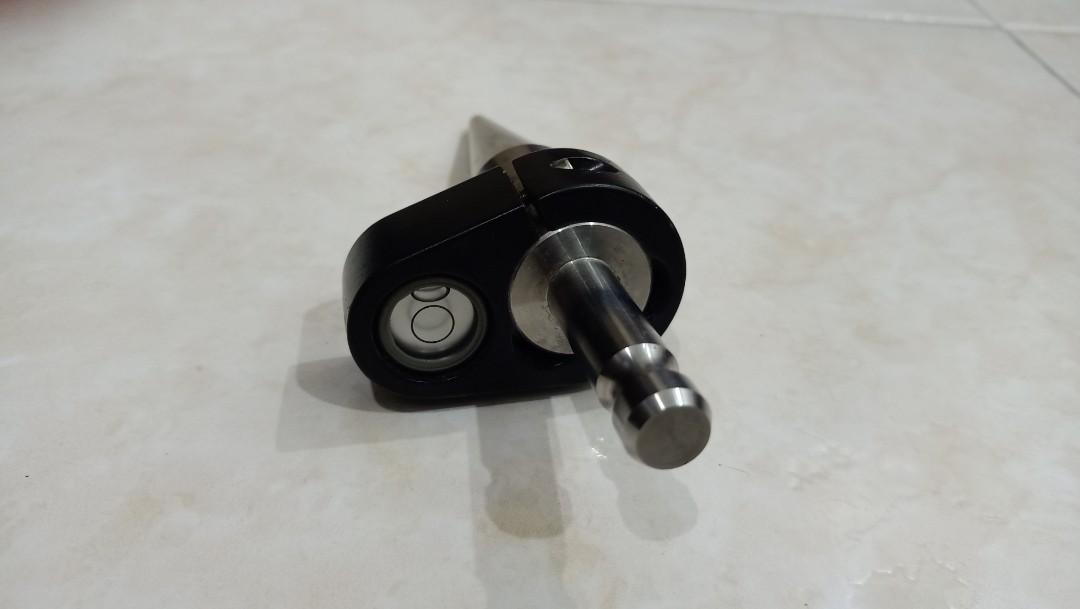 LEICA GLS14 MINI REFLECTOR PRISM POLE/CIRCULAR BUBBLE, TV & Home ...