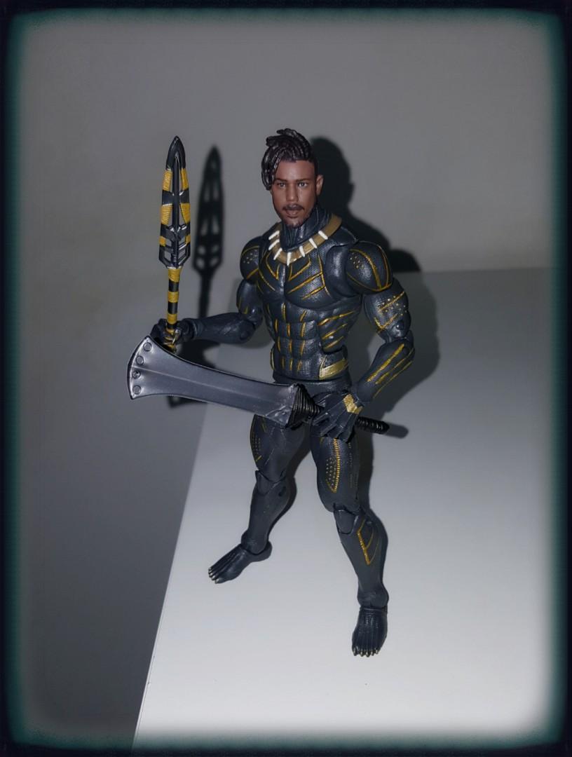Marvel Legends Erik Killmonger Black Panther Action Figure, Hobbies ...