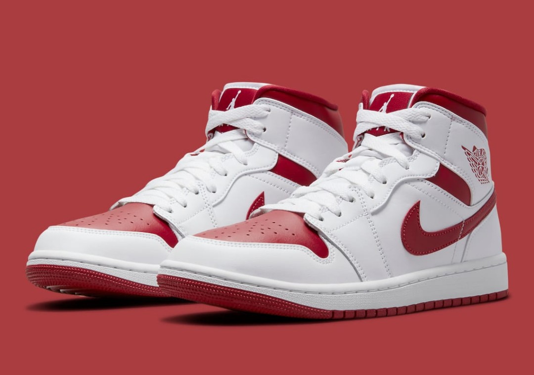 Nike Air Jordan 1 Mid Reverse Chicago, Women's Fashion, Footwear ...