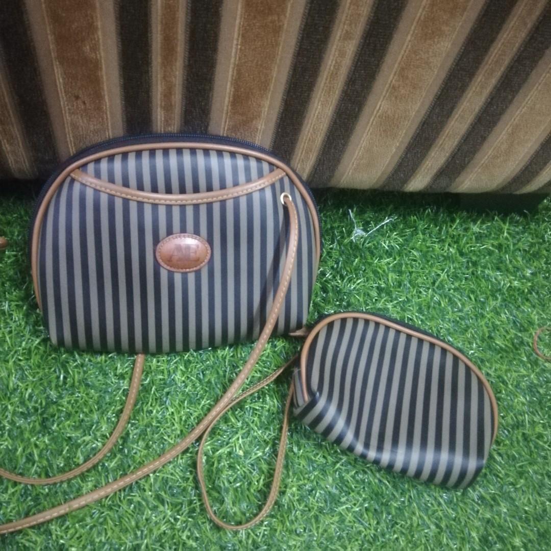 Sling bag Jenama AE, Women's Fashion, Bags & Wallets, Cross-body Bags ...