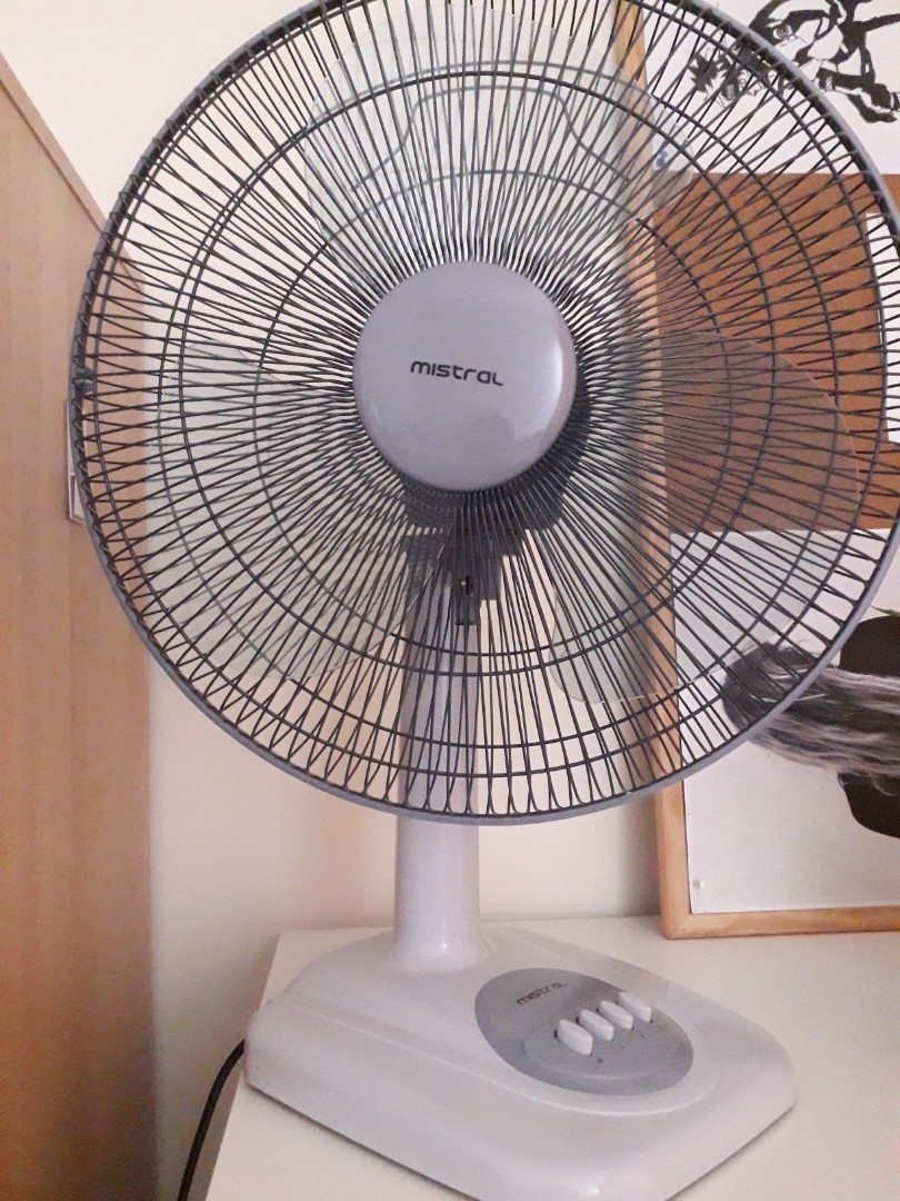Table fan, Furniture & Home Living, Lighting & Fans, Fans on Carousell