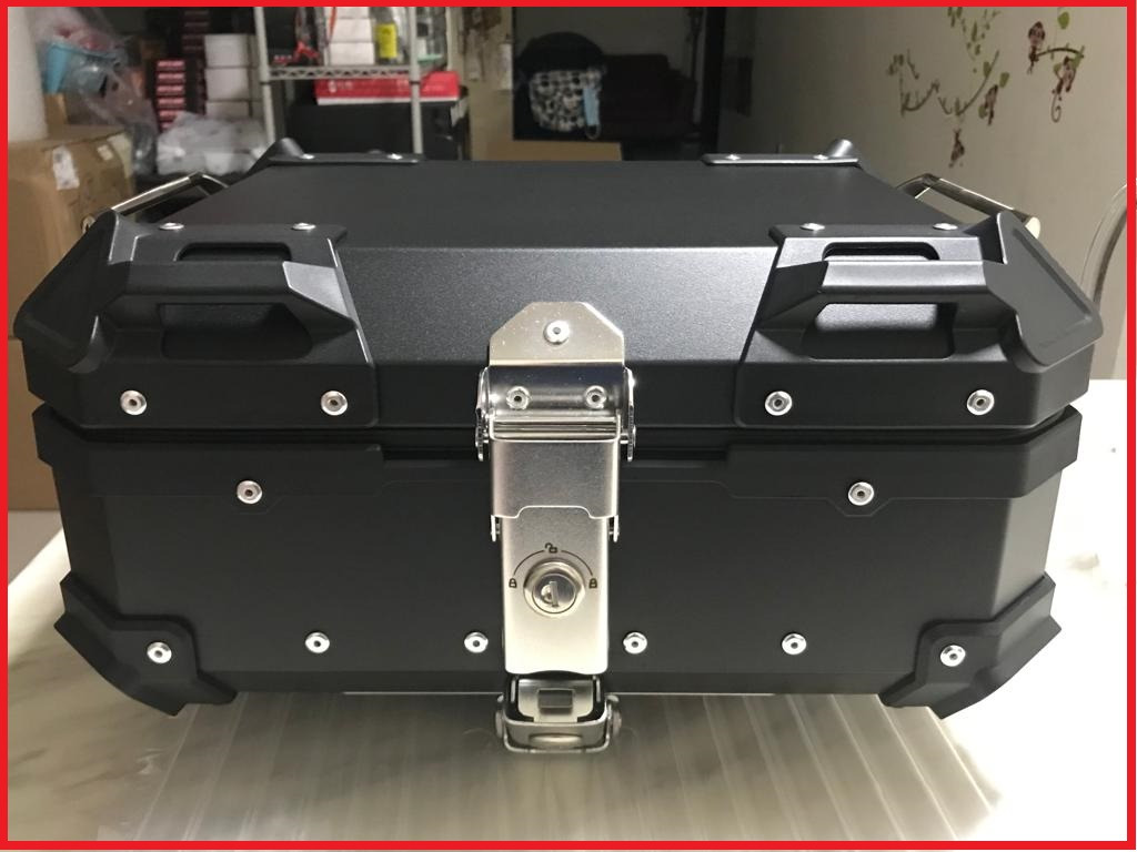 TOP BOX 25L TOP CASE, Motorcycles, Motorcycle Accessories on Carousell