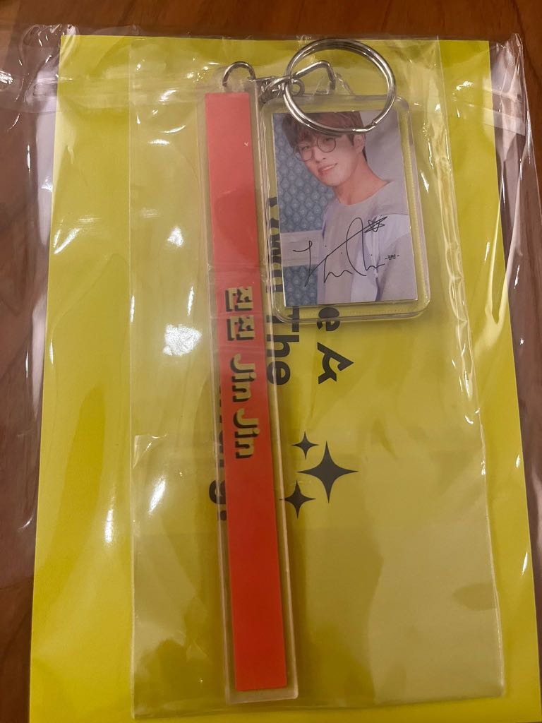 Astro KeyChain, Hobbies & Toys, Memorabilia & Collectibles, K-Wave on ...