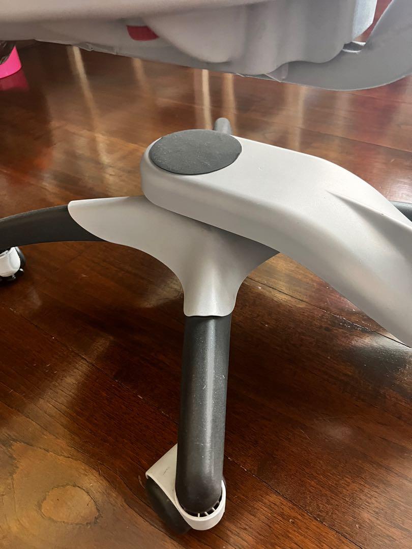 Comf-pro ergonomic study chair, Babies & Kids, Baby Nursery & Kids ...