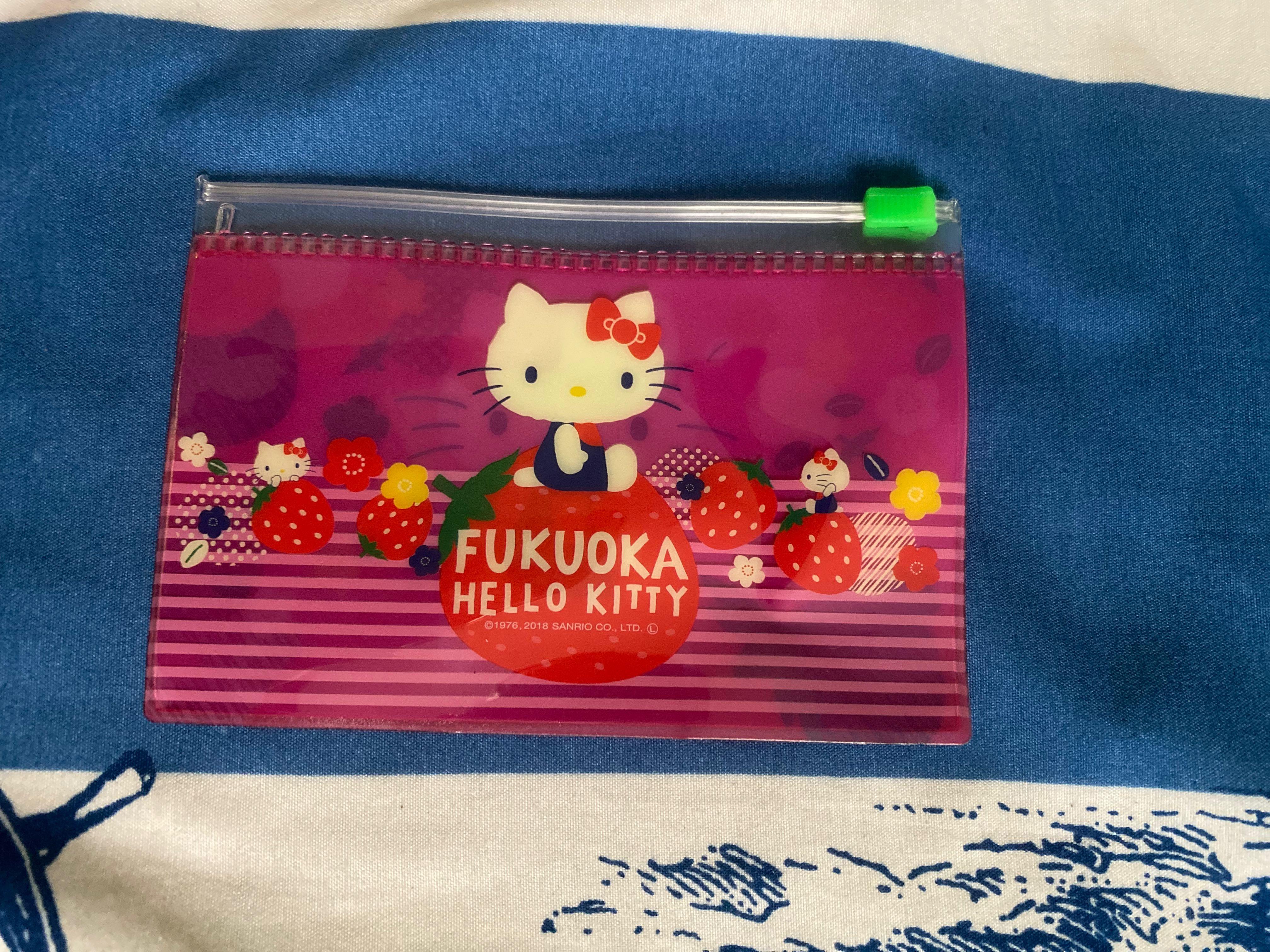 Foukoda Hello Kitty Id Card Case, Hobbies & Toys, Memorabilia ...