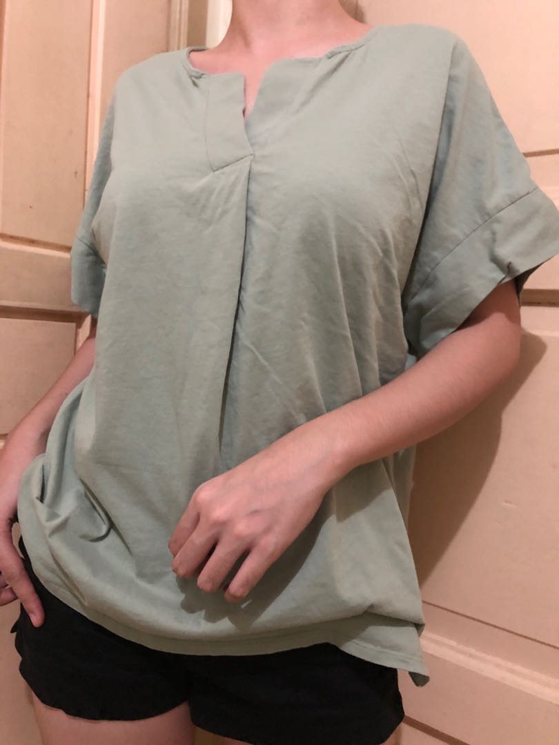 GU by Uniqlo Green Top, Women's Fashion, Tops, Blouses on Carousell