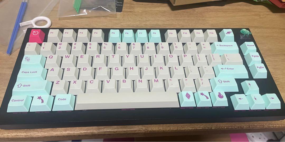 Keychron Q1 Custom Mechanical Keyboard - Modded with extra parts ...