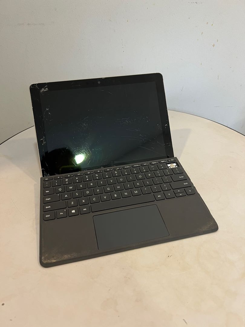 Microsoft Surface go 1824 2 in 1 Laptop 128gb, Computers & Tech ...