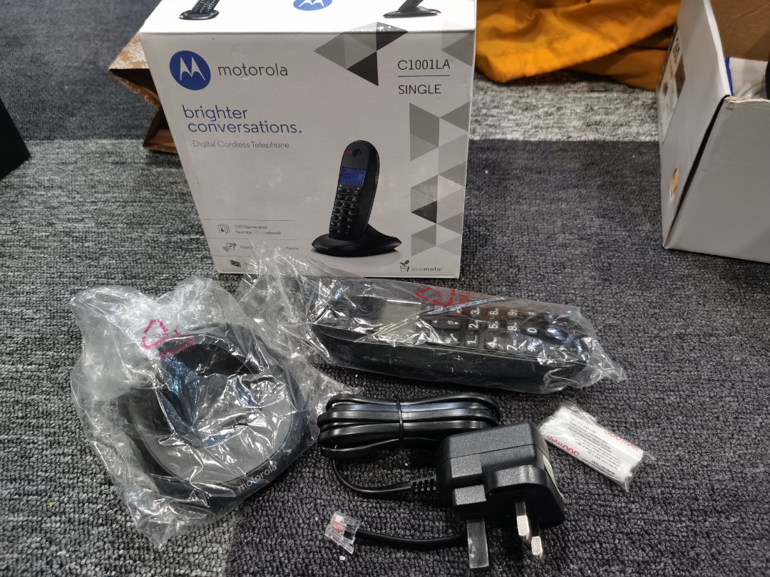 Motorola digital cordless telephone C1001LA, Mobile Phones & Gadgets ...