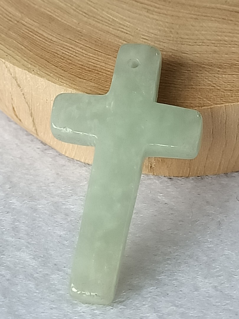 Natural jade cross pendant, Hobbies & Toys, Memorabilia & Collectibles ...