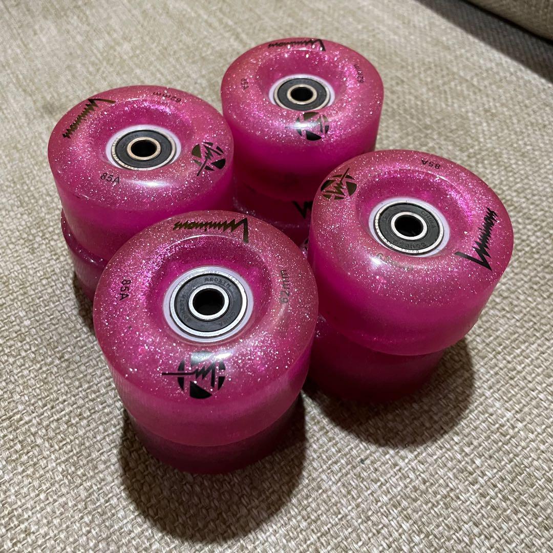 Pink Glitter Luminous Wheels, Sports Equipment, Sports & Games, Skates ...