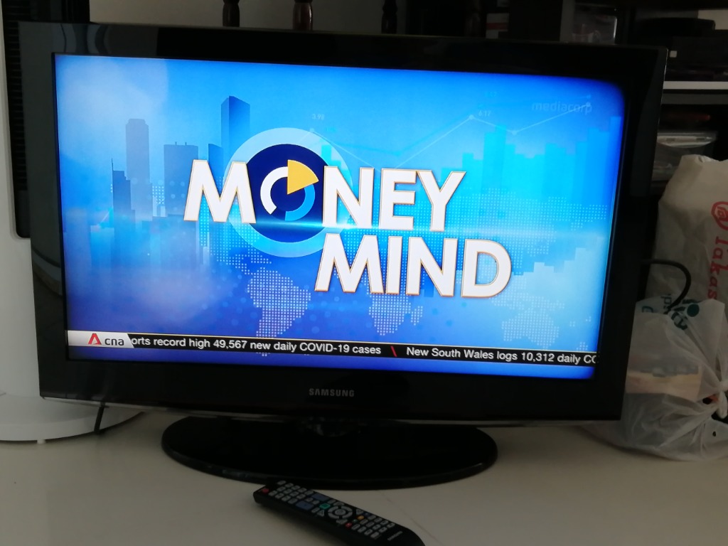 Samsung 32" HDTV Model LA32C450E1M [32 Inch TV with Remote Control & TV ...