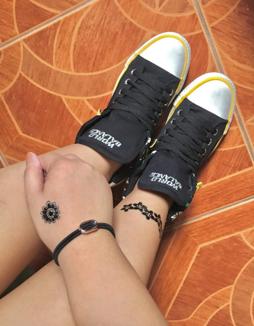 World Balance/ High-Cut/ Low-Cut/ Black and Yellow/ Flower twist/Terra ...