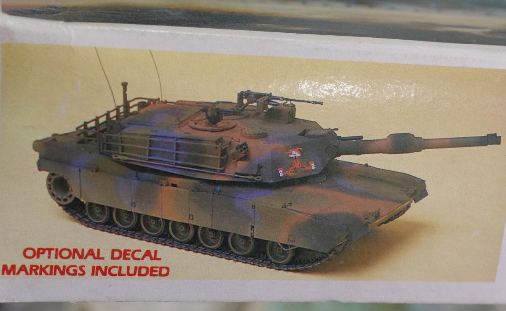 倉底貨-Academy-愛德美-1345-1/35-M1A1 Abrams-M-250, 興趣及遊戲, 收藏品及紀念品, 古董收藏 ...