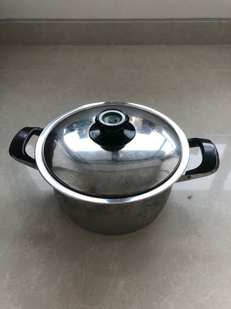 AMC Cooking Pot, Furniture & Home Living, Kitchenware & Tableware ...
