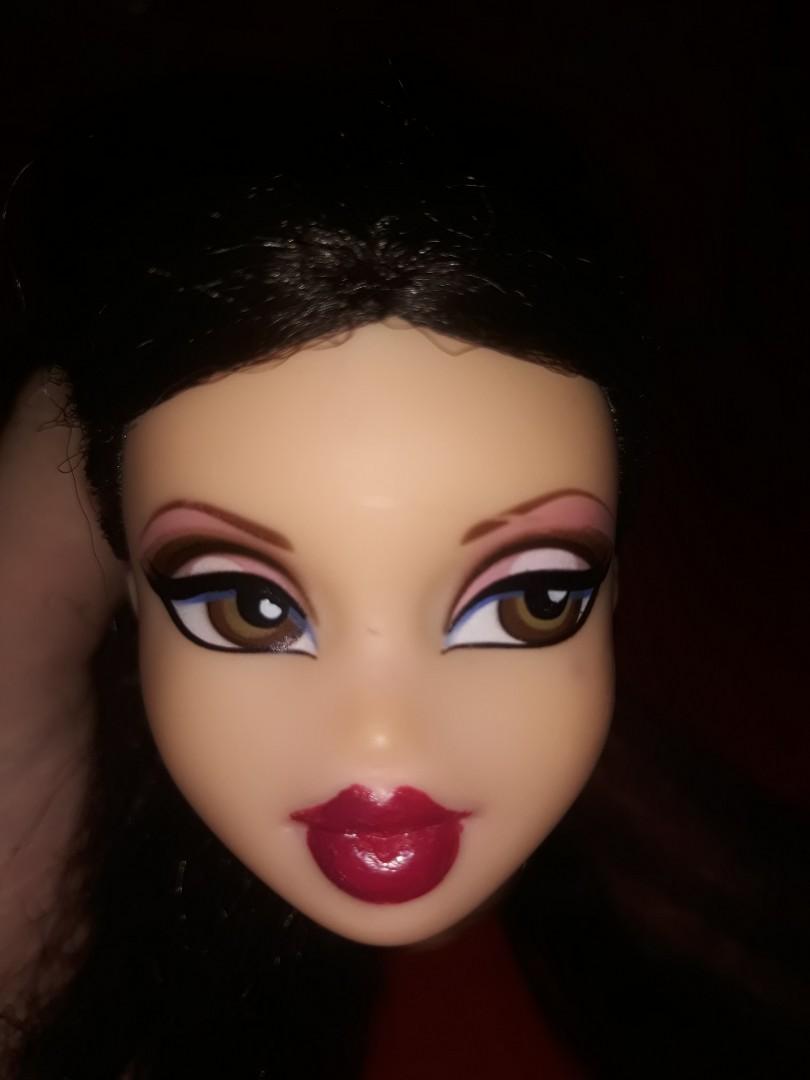 Bratz head bundle, Hobbies & Toys, Toys & Games on Carousell