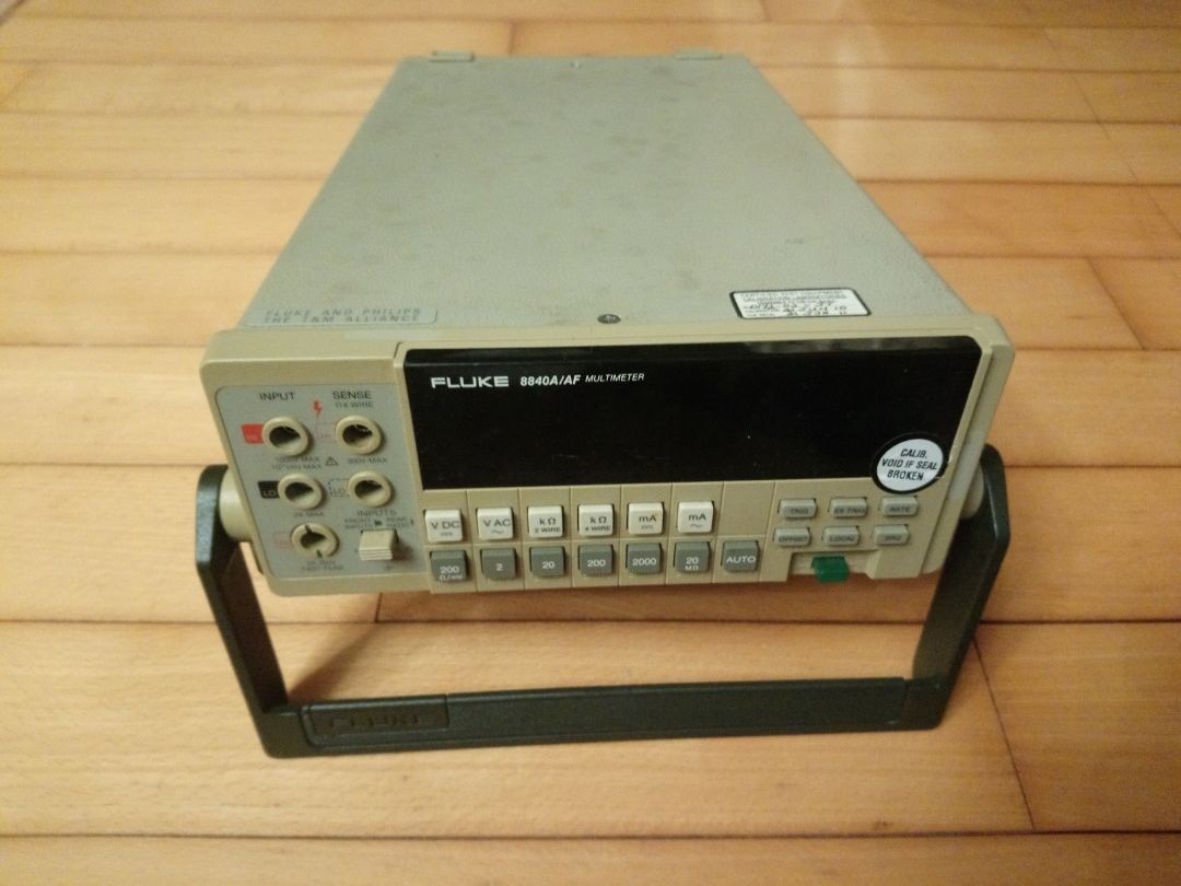 Fluke 8840A/AF Multimeter, 音響器材, 其他音響配件及設備 - Carousell