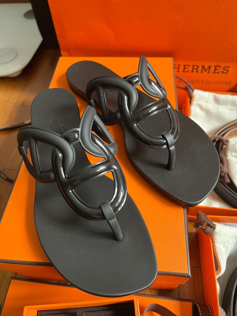 hermes slipper, Women's Fashion, Footwear, Flipflops and Slides on ...