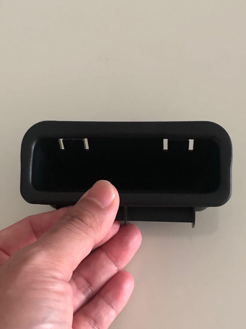 Honda Vezel rear bonnet handler, Car Accessories, Accessories on Carousell