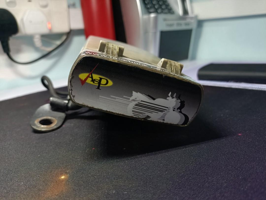 IU Unit, Car Accessories, Accessories on Carousell