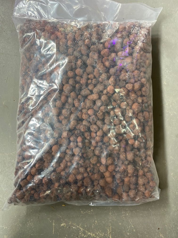 Lecca Stone 5Ltr, Furniture & Home Living, Gardening, Garden Soil ...