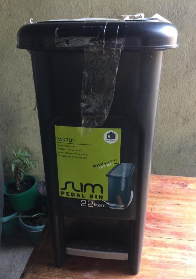 MEGABOX SLIM PEDAL BIN BLACK - 22L, Everything Else, Others on Carousell