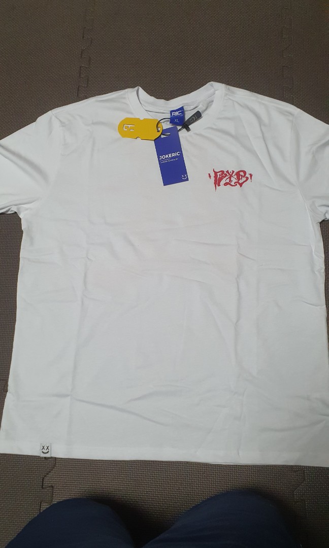 RIC Chinese word "Fa" white tee, Men's Fashion, Tops & Sets, Tshirts ...