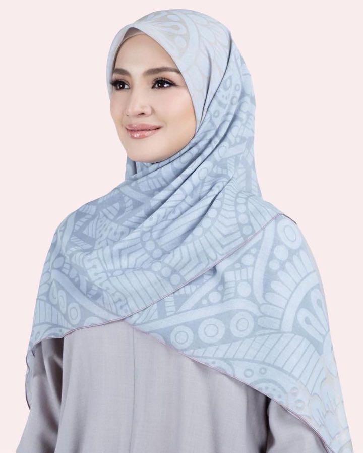 RUQAYYAH , Women's Fashion, Muslimah Fashion, Hijabs on Carousell