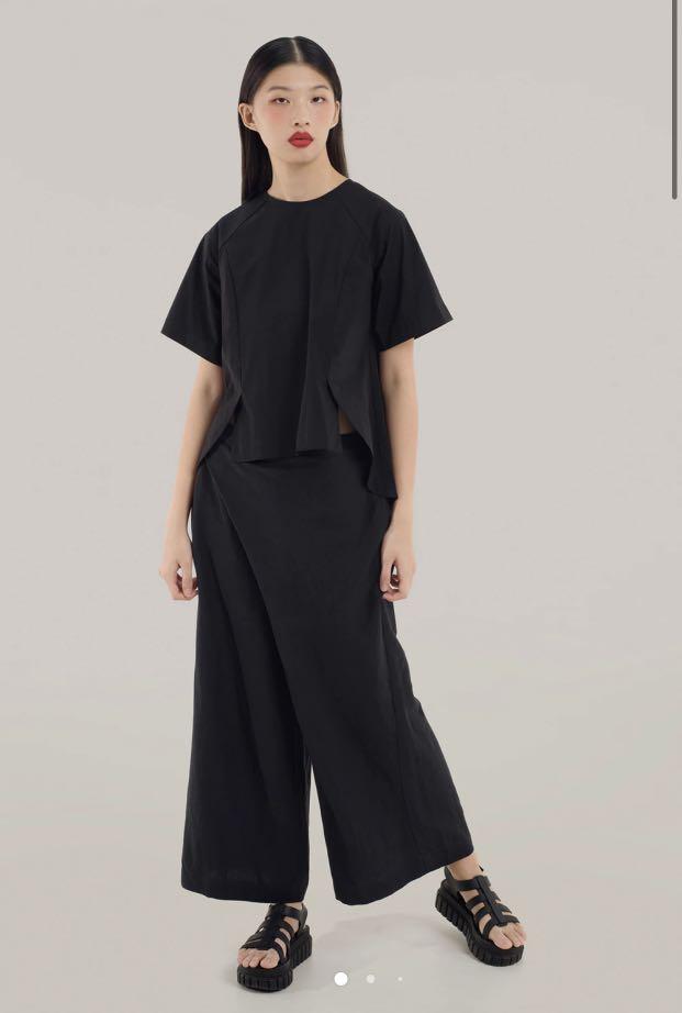 SABRINA GOH HANNAH TOP, Women's Fashion, Tops, Blouses on Carousell