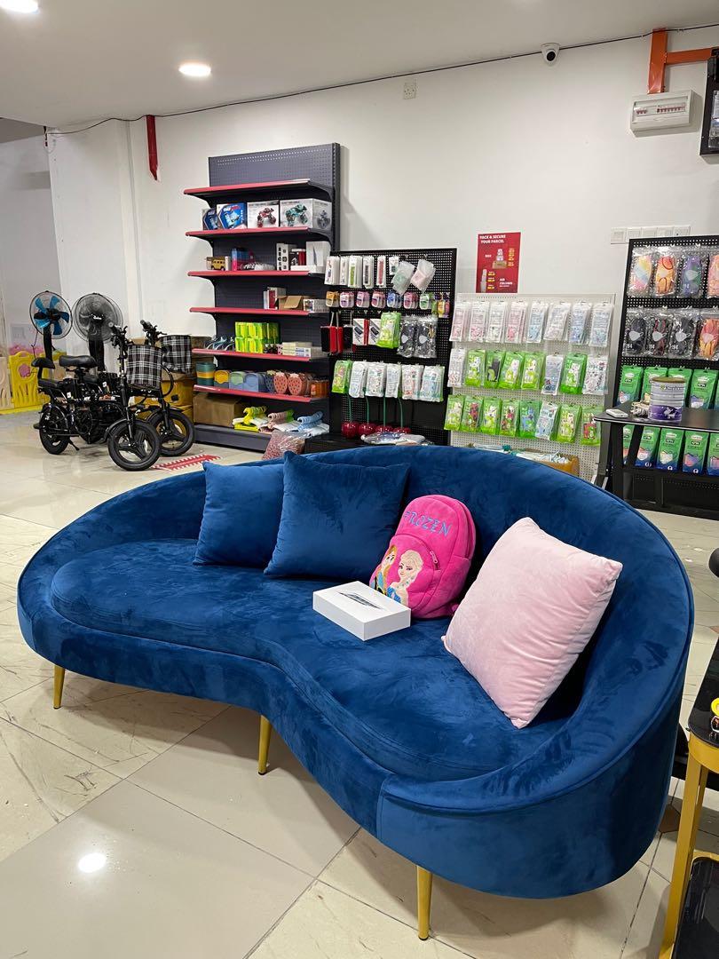 Sofa cantik baldu biru berkaki emas, Furniture & Home Living, Furniture ...