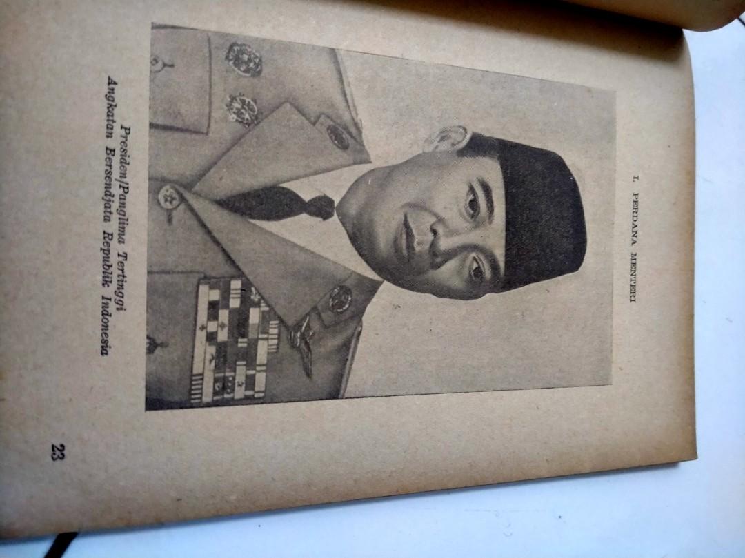 susunan kabinet Dwikora Republik Indonesia, Hobbies & Toys, Books ...