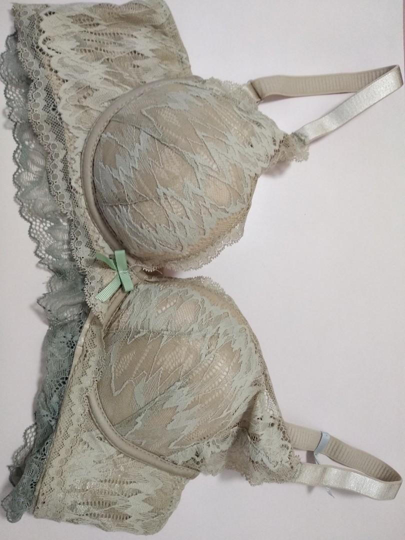 80A lace push up bra, Women's Fashion, New Undergarments & Loungewear ...
