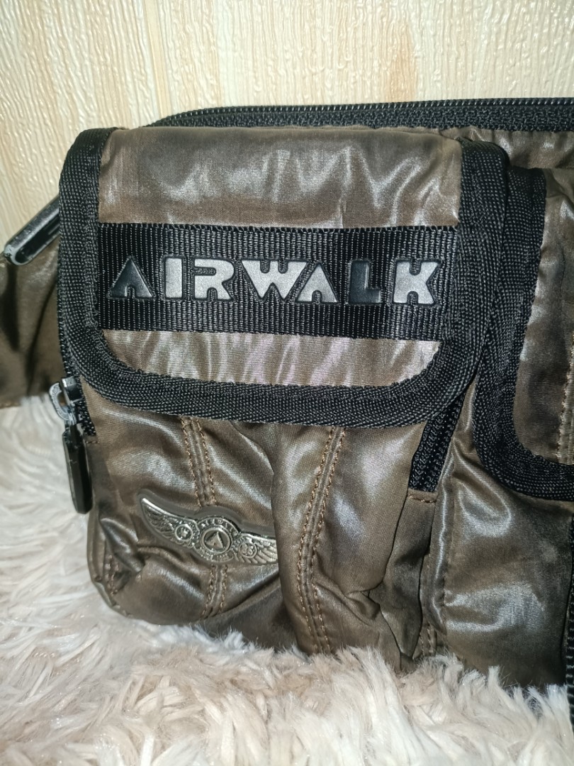 AirWalk Belt bag, Men's Fashion, Bags, Belt bags, Clutches and Pouches ...