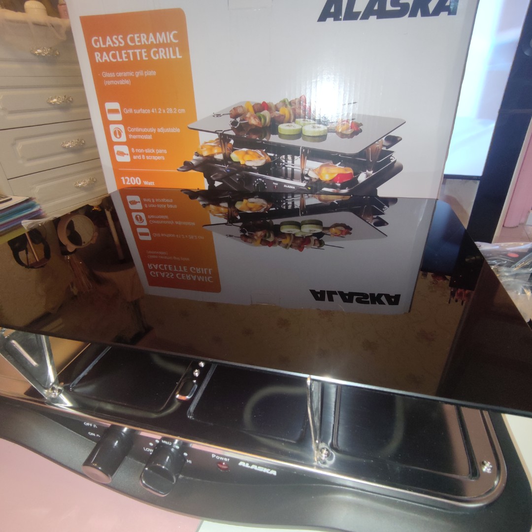 Alaska glass ceramic raclette grill, 家庭電器, 廚房電器, 燒烤爐及火鍋鍋具 - Carousell