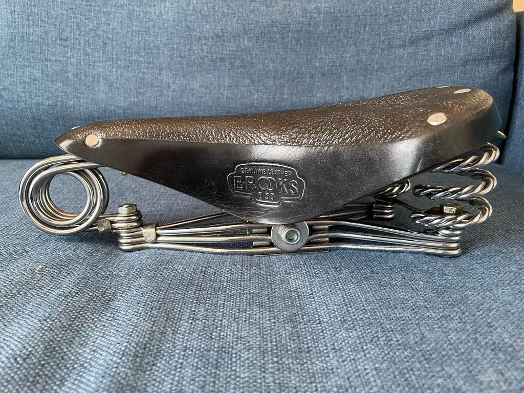 Brooks B33 classic saddle, Sports Equipment, Bicycles & Parts, Parts & Accessories on Carousell