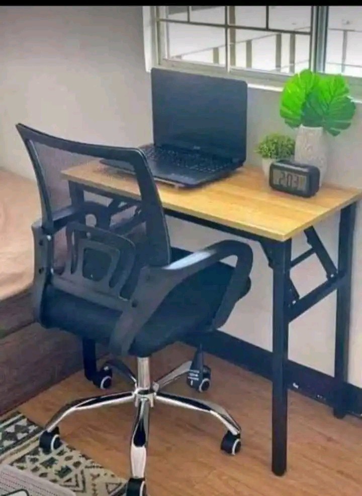 COMPUTER FOLDING TABLES AND OFFICE CHAIR, Furniture & Home Living ...