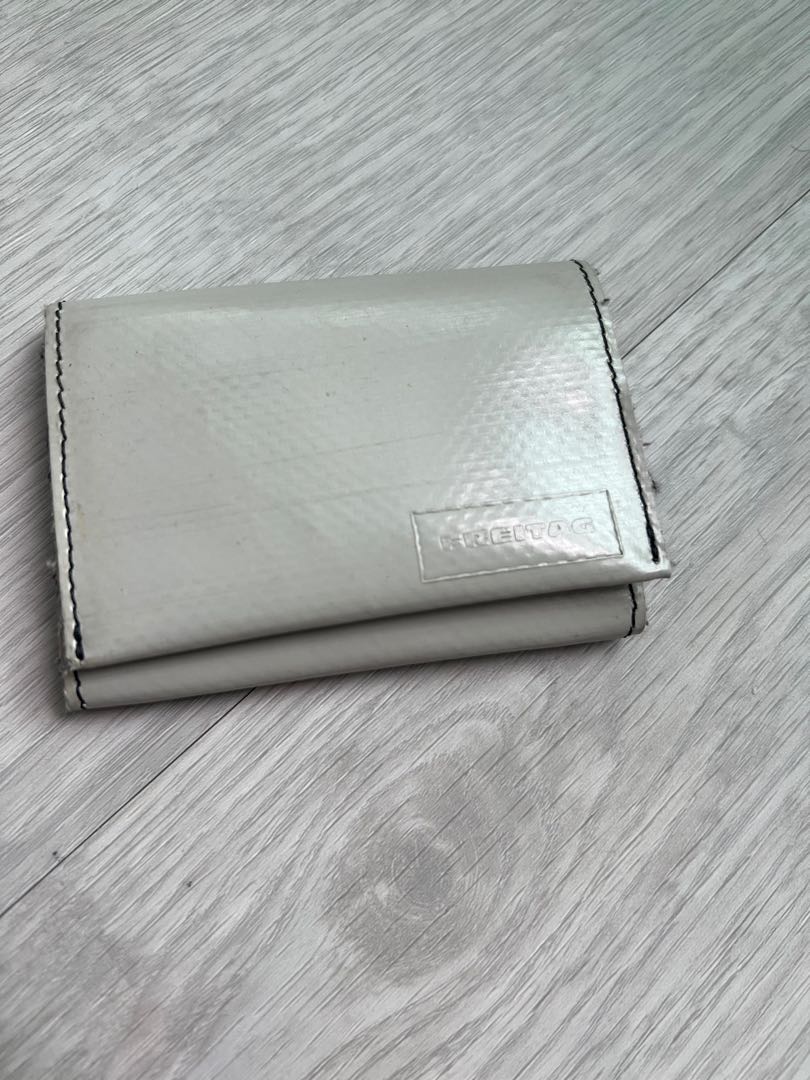 Freitag Brandon F54, Men's Fashion, Watches & Accessories, Wallets ...